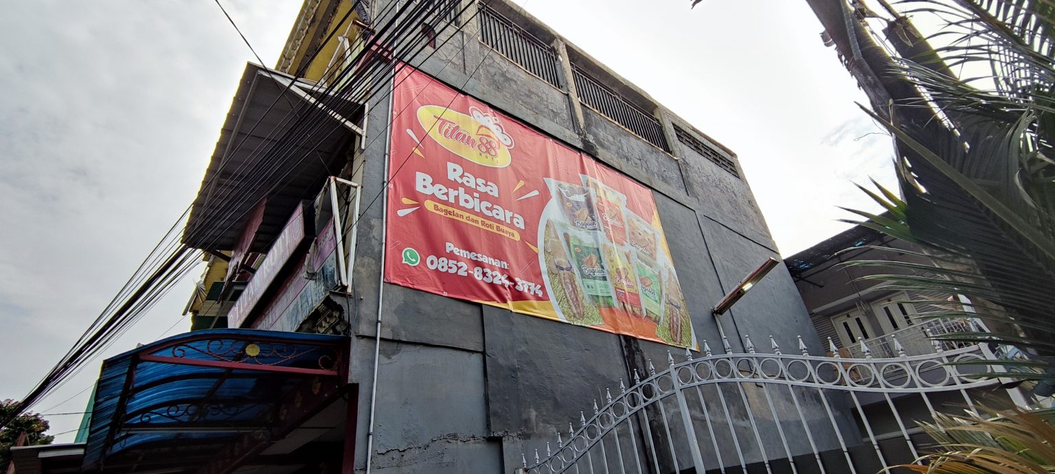 Ukuran Spanduk, Fungsi, Bahan dan Keunggulannya